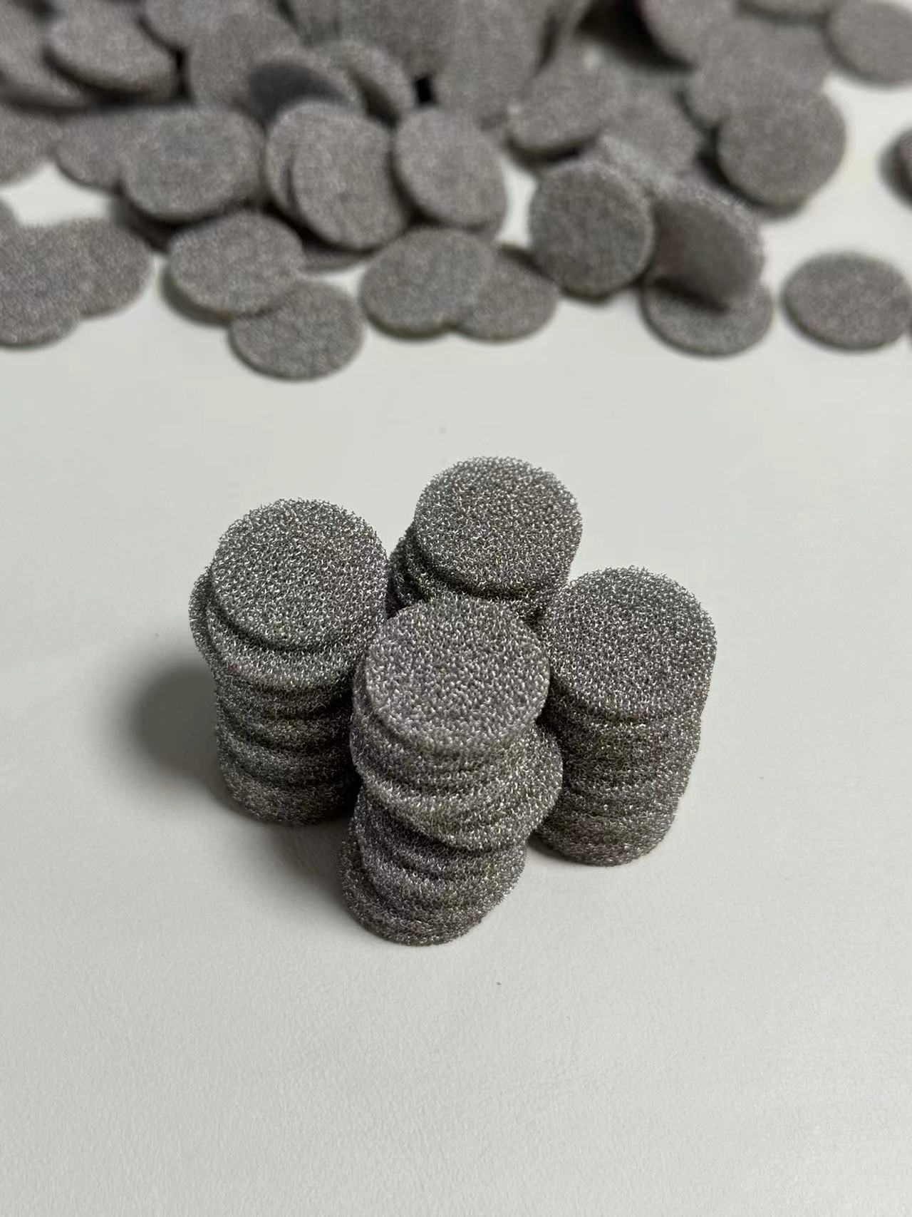 Nickel foam (special for round battery) – Huirui Wire Mesh Factory